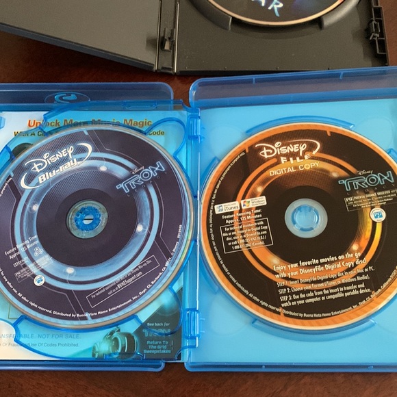 Media | 6 Dvds Tron Legacy 3d Mummy Disney Pirates Pacific Rim Avatar ...